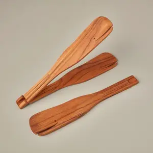 BE HOME Teak Whale Flip Tongs