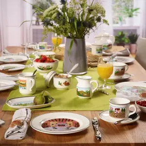 VILLEROY & BOCH Design Naif Salad Plate #6 Hunter & Dog