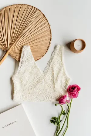BRABAR Hug Lace Back Sports Bra