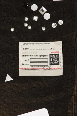 Mihara Yasuhiro Denim Jeans With Sticker - Black