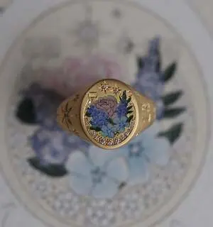 CECE JEWELLERY Wildflower Wanderer 18ct Yellow Signet Ring With Enamel And Diamonds