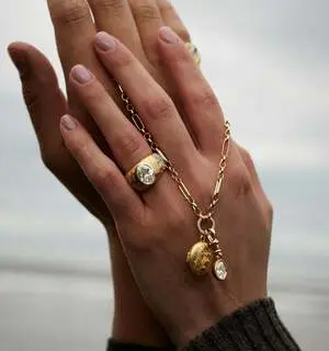CECE JEWELLERY Secrets Of The Sea Ring With Oval Diamond