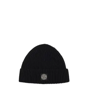 Stone Island Ribbed Beanie With Logo Detail - Black