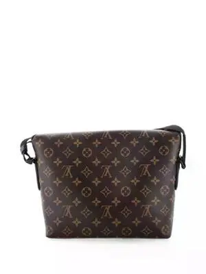 LOUIS VUITTON Macassar Monogram Canvas Messenger Bag