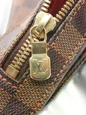 LOUIS VUITTON Geronimos Belt Bag
