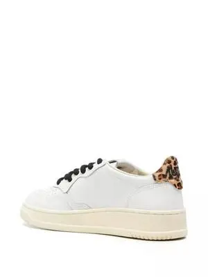 AUTRY Medalist Low Sneakers