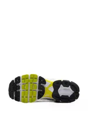 Nike Max Moto 2k Sneakers