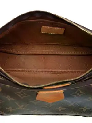 LOUIS VUITTON 2021 Monogram Multi Pochette Accessoires Satchel