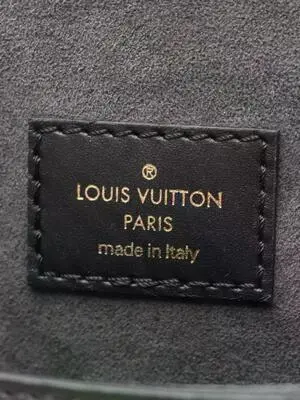 LOUIS VUITTON Saumur Bb Epi Handbag