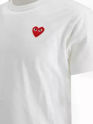 Play Comme Des Garcon Heart Patch T-shirt