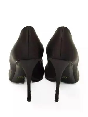 ROGER VIVIER Embellished Flower Buckle Pumps