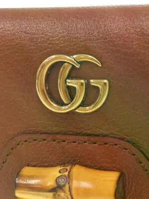 Gucci 2000-2015 Grained Calfskin Diana Bamboo Compact Wallet Small Wallets