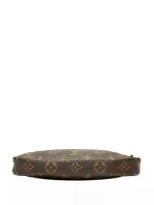 LOUIS VUITTON Monogram Pochette Accessoires Shoulder Bag