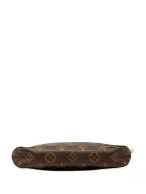 LOUIS VUITTON Monogram Pochette Accessoires Shoulder Bag
