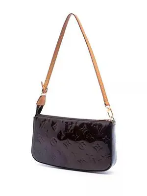 LOUIS VUITTON Monogram Vernis Pochette Accessories Shoulder Bag