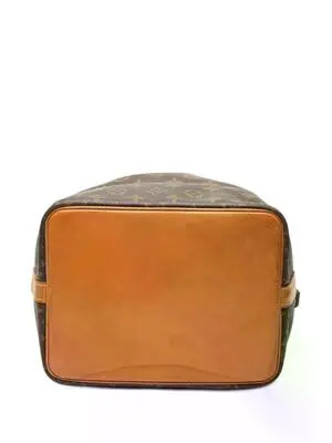 LOUIS VUITTON Monogram Petit Noé Bucket Bag