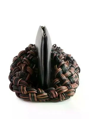 THEMOIRE Bios Woven Clutch Bag