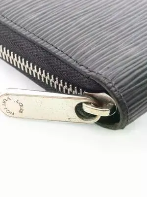 LOUIS VUITTON 2019 Epi Zippy Wallet