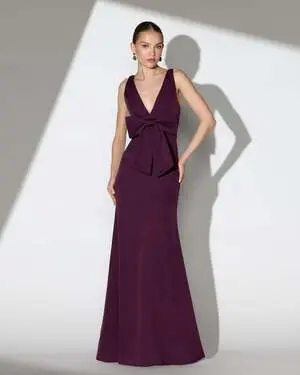 Mac Duggal Crepe Gown With V-neck And Bow Detail - Purple