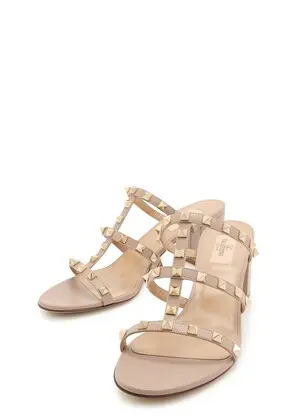 Valentino Garavani Rockstud Leather Mules - Beige