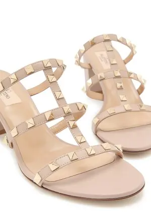 Valentino Garavani Rockstud Leather Mules - Beige
