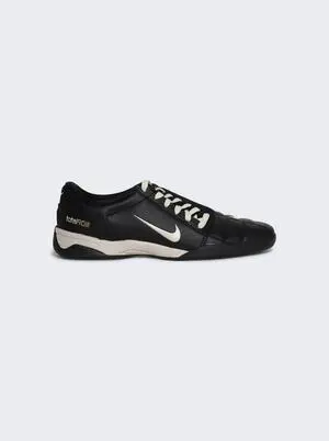 Nike Total 90 Sneakers And Coconut Milk-metallic Gold - Black