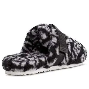 UGG Super Fluff Slipper