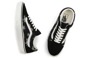 VANS Desert Old Skool Sneakers - Black/white