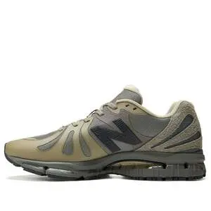 NEW BALANCE X Stone Island 1890 Sneakers - Covert Green