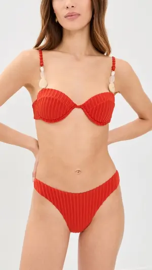 PALMACEA Elisa Bottoms