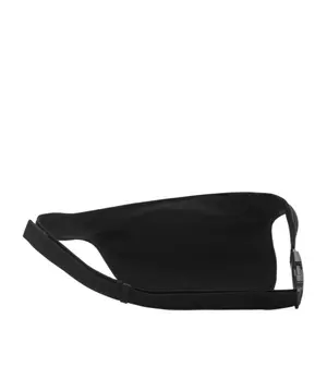 Burberry Logo Detailed Zip-up Belt Bag