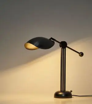 101 COPENHAGEN Stingray Table Lamp
