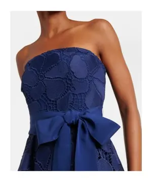 Elie Saab Strapless Lace Gown With Fitted Waist