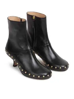 Chloé Junie Leather Boots With Studded Details