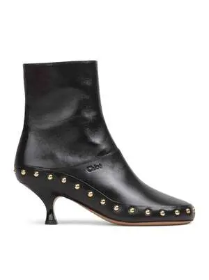 Chloé Junie Leather Boots With Studded Details - Black