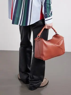 Loewe Puzzle Featherlight Large Leather Messenger Bag