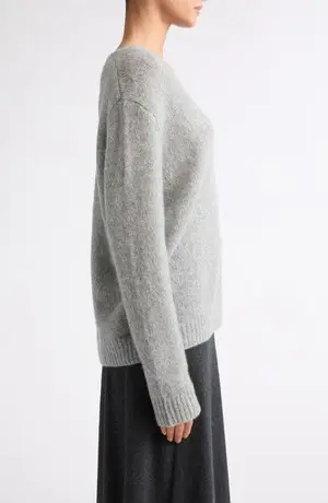 LISA YANG Leona V-neck Cashmere & Silk Sweater - Cloudy