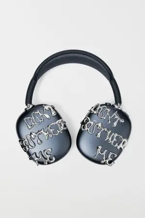 Cordée Cases Don't Bother Me Chrome Airpods Max Case - Silver