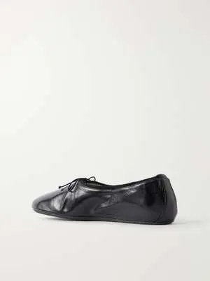 Phoebe Philo Bow-detail Crinkled Glossed-leather Ballet Flats