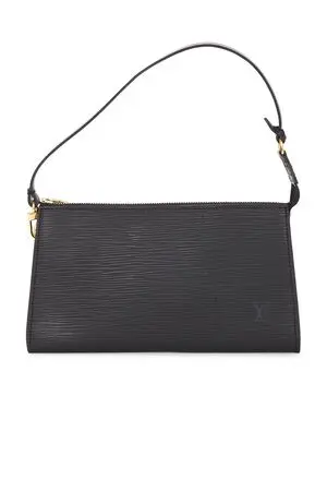LOUIS VUITTON Epi Pochette Accessoires 24 Shoulder Bag - Black