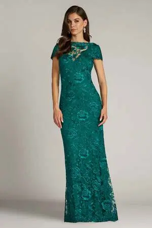 Elegant Floor-Length Evening Dresses