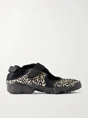Nike Velcroed Sneakers For Women