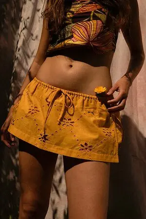 MATTHEW WILLIAMSON X FREE PEOPLE Mesquida Broderie Anglais Skort - Golden Glow