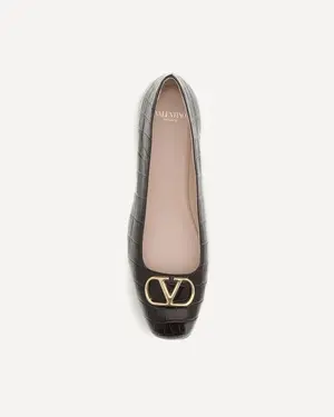 Valentino Garavani Vlogo Signature Embossed Ballet Flats