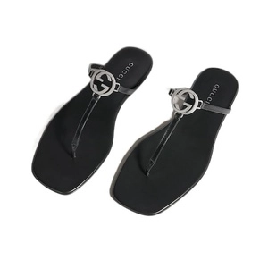 Gucci Thong Sandal With Interlocking G