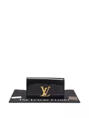LOUIS VUITTON Louise Clutch Bag - Black