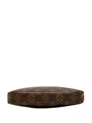 LOUIS VUITTON Monogram Pochette Accessoires Shoulder Bag