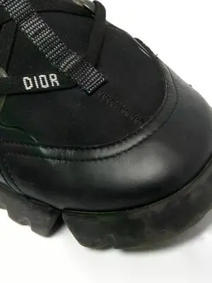 Dior D-connect Low-top Sneakers
