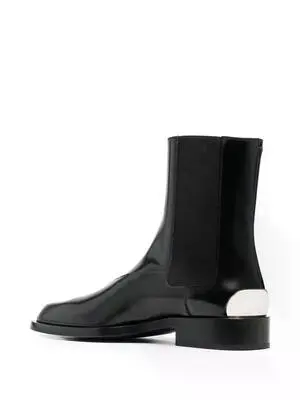 JIL SANDER Pointed Leather Ankle Boots