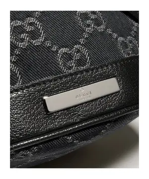 Gucci Mini Bucket Bag With Plaque